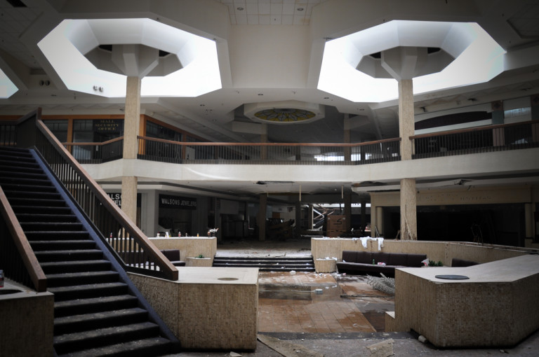 A Haunting Look Inside America's Creepiest Abandoned Malls
