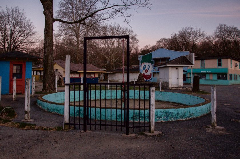 Eerie Abandoned Images of America’s Oldest Funhouse| Seph Lawless