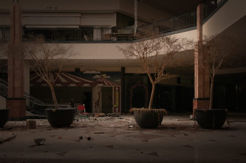 A Haunting Look Inside America's Creepiest Abandoned Malls